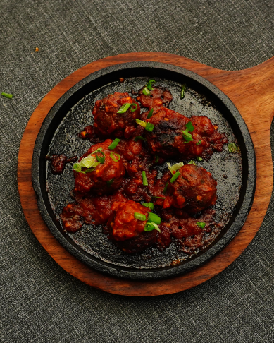 LUNA Rooftop & Lounge