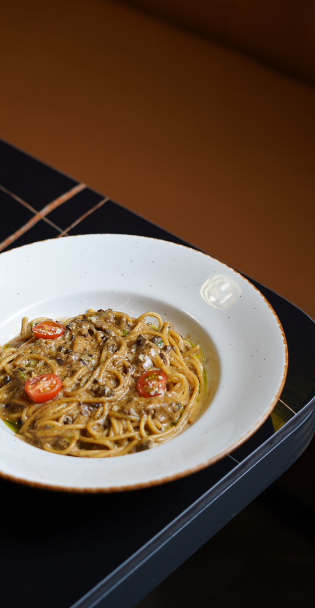 LUNA Rooftop & Lounge